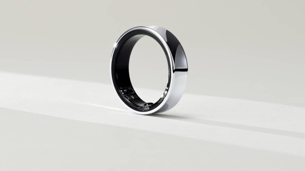 Samsung lijkt grootste maat slimme ring grotere accu te geven dan kleinere maten | Tweakers | NU.nl