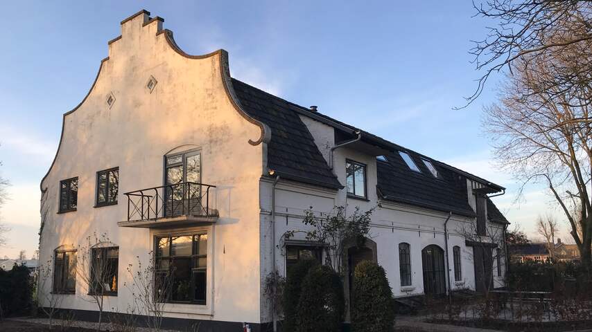 Josefien woont met haar gezin in een verbouwde fruitopslag | Wonen | NU.nl