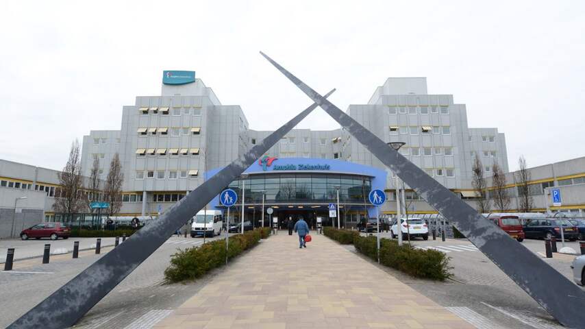 Amphia Ziekenhuis start proef met transparante mondmaskers | Breda | NU.nl