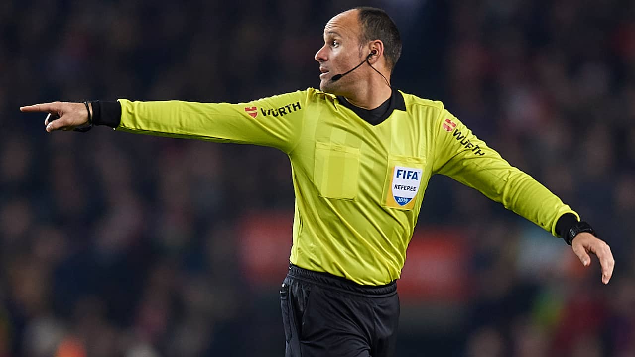 Spaanse scheidsrechter Lahoz leidt Tottenham Hotspur-Ajax | Voetbal | NU.nl