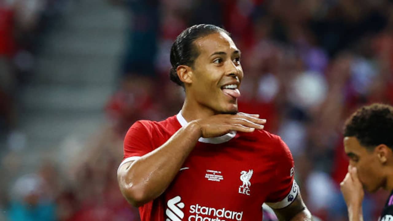 Van Dijk viert nieuwe Liverpool-status met treffer | NU.nl