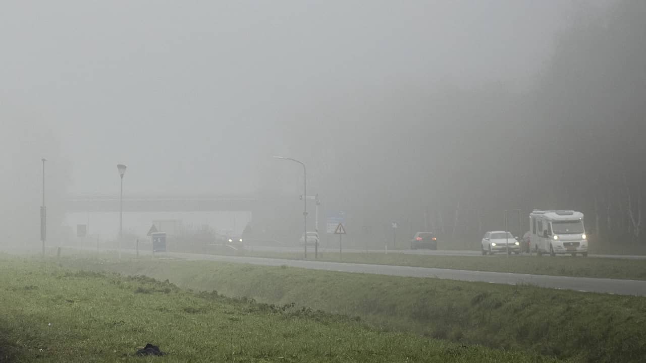 Eerst mist en bewolking, daarna kletsnatte namiddag en avond | Weerbericht | NU.nl