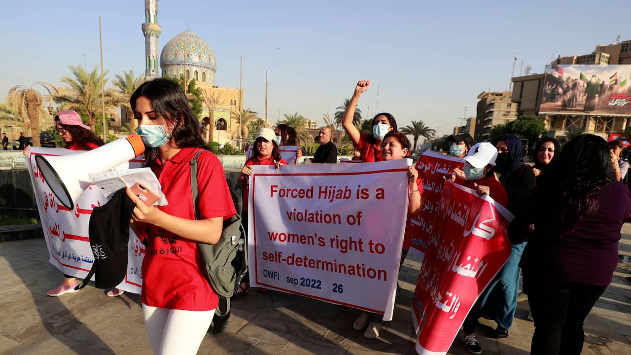 Iraanse vrouwen die strijden tegen autoritair regime krijgen ...