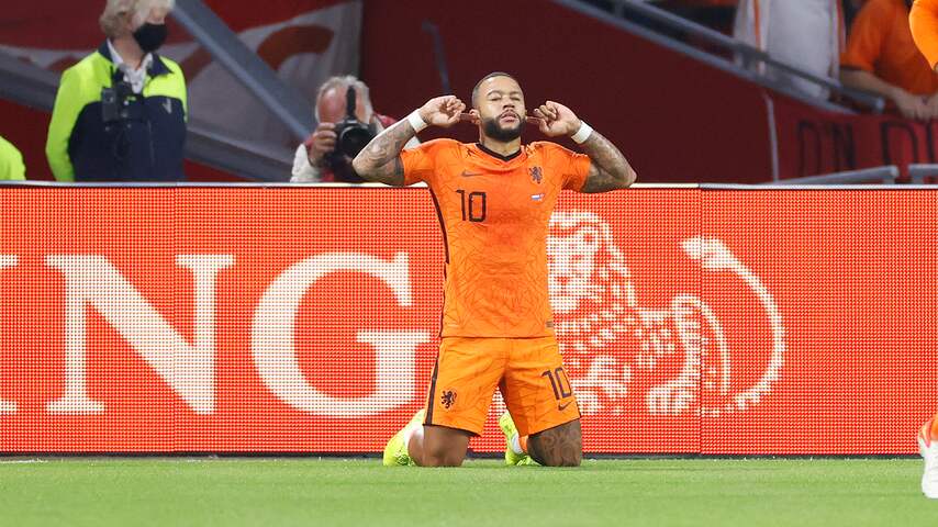 Oranje Walst Mede Door Hattrick Memphis Over Turkije Heen En Is