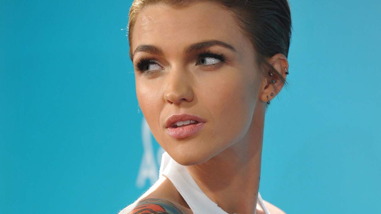 Gewapende man in tuin van actrice Ruby Rose | Achterklap | NU.nl