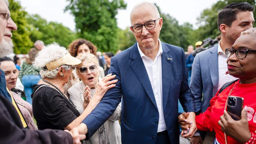 Hoe 'echte burgervader' Ahmed Aboutaleb de harten van Rotterdam won ...