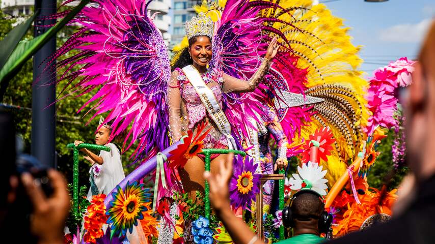 Zomercarnaval Rotterdam verloopt feestelijk en zonder grote incidenten ...