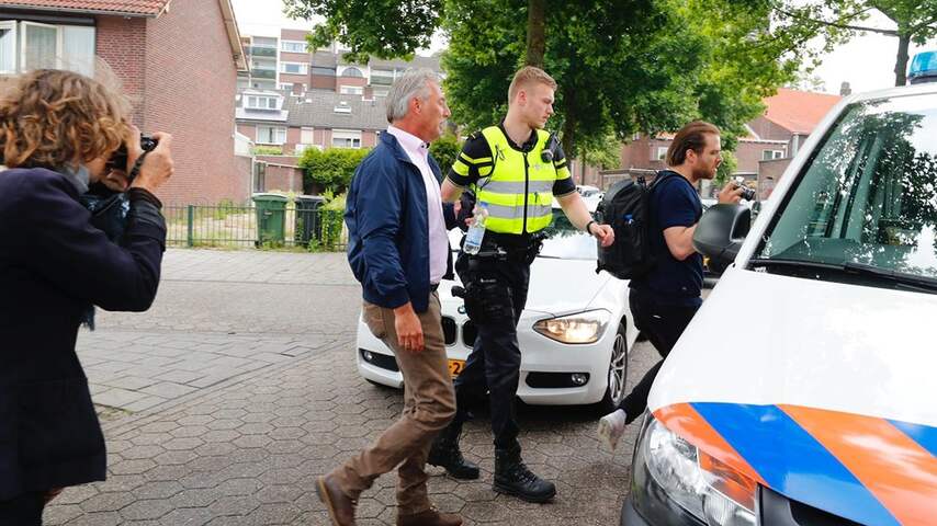 Pegida-voorman belaagd tijdens flyeractie bij Eindhovense moskee ...