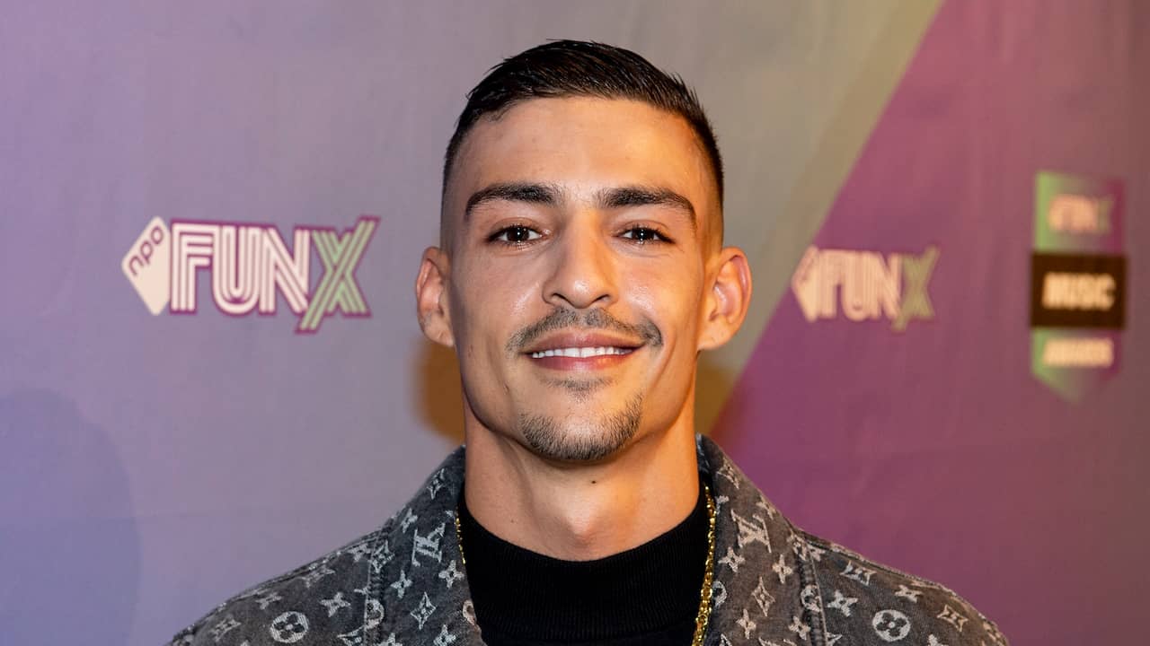 Rapper Boef heeft een nieuwe relatie en houdt de details voor zich ...