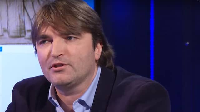 Journalist Chris Klomp doet aangifte na steen door zijn keukenraam | NU ...