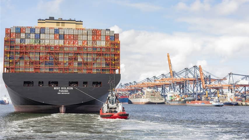 Grootste containerschip ter wereld aangekomen in Rotterdam | Binnenland ...