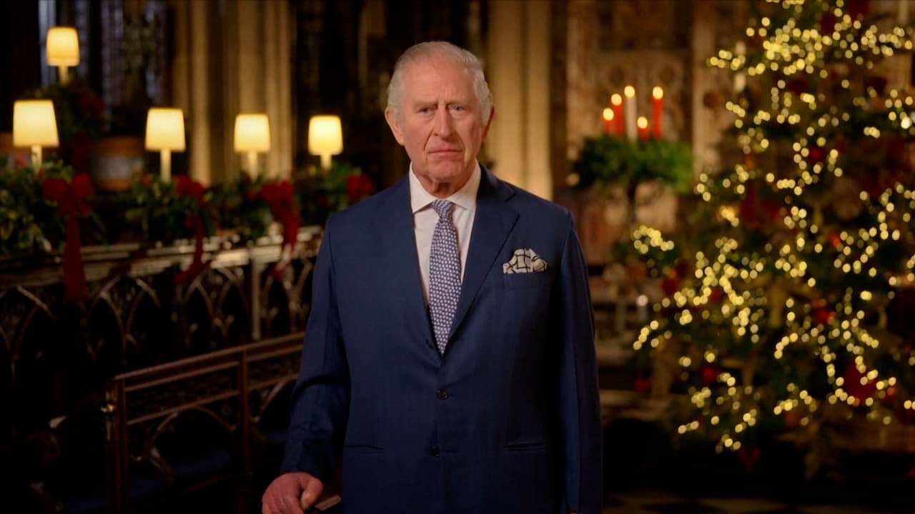 Bekijk hier de hele kersttoespraak van Koning Charles | NU.nl