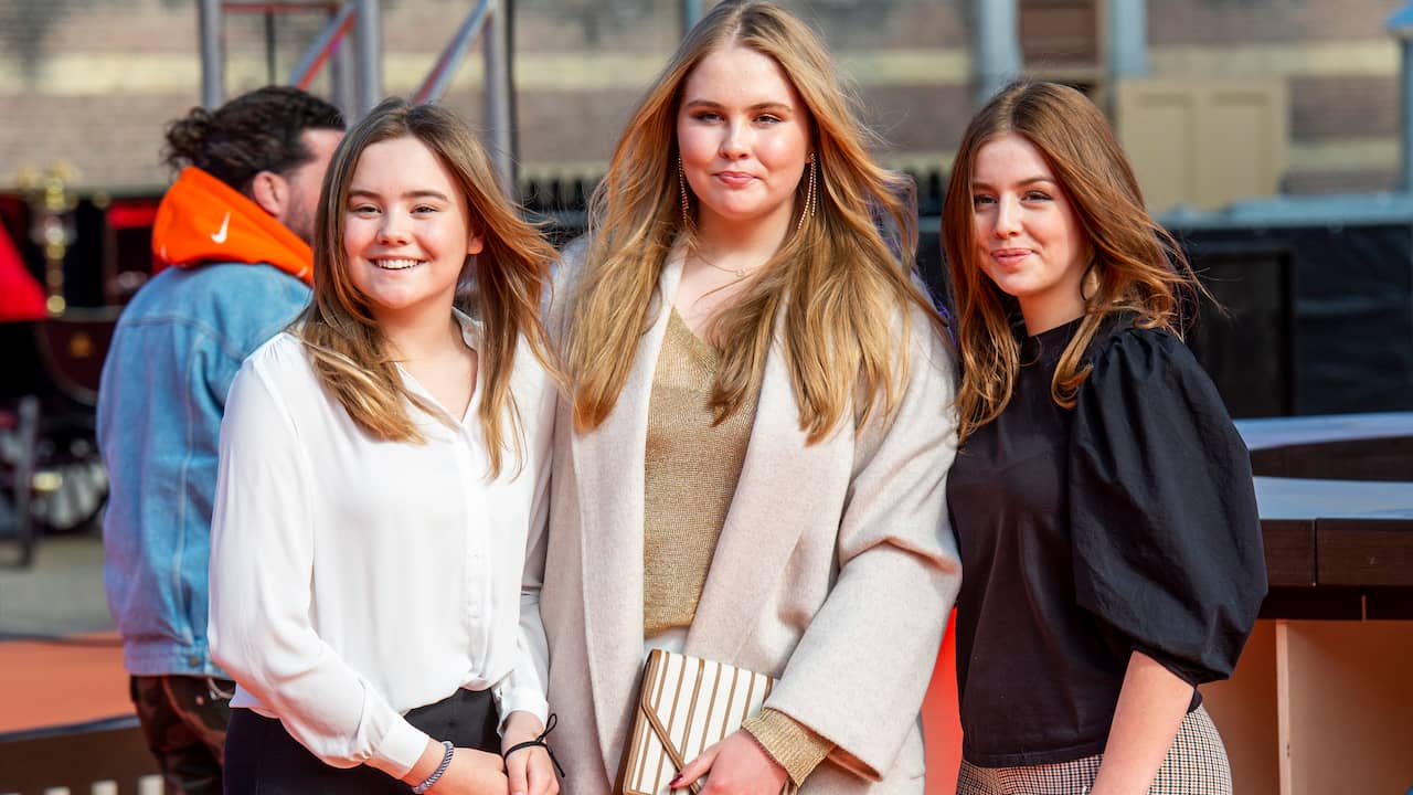 Dochters Máxima en Willem-Alexander willen vaccinatie: 'Was hun ...