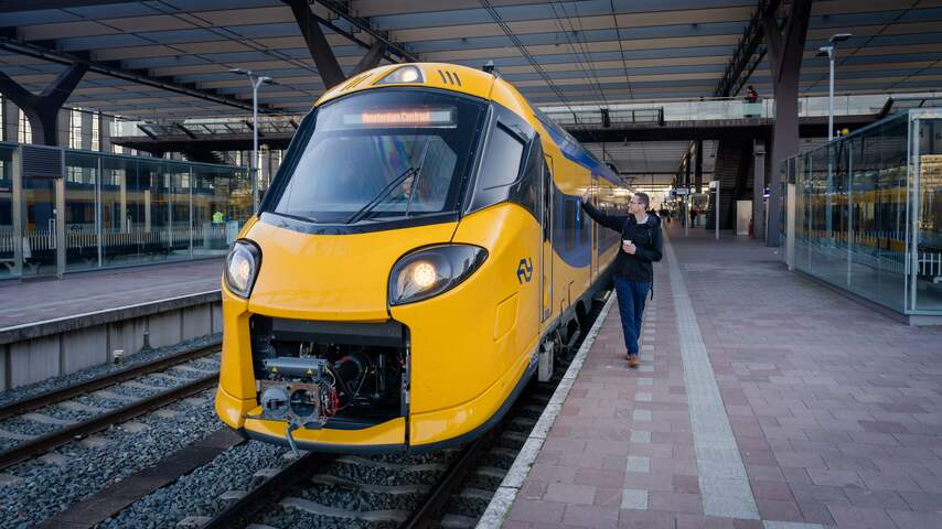 Generale repetitie voor snellere NS-trein: eerste reizigers vervoerd ...