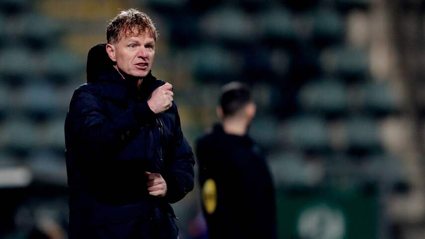 Trainer Groenendijk tekent bij Jong PSV en keert na vijf jaar terug in ...