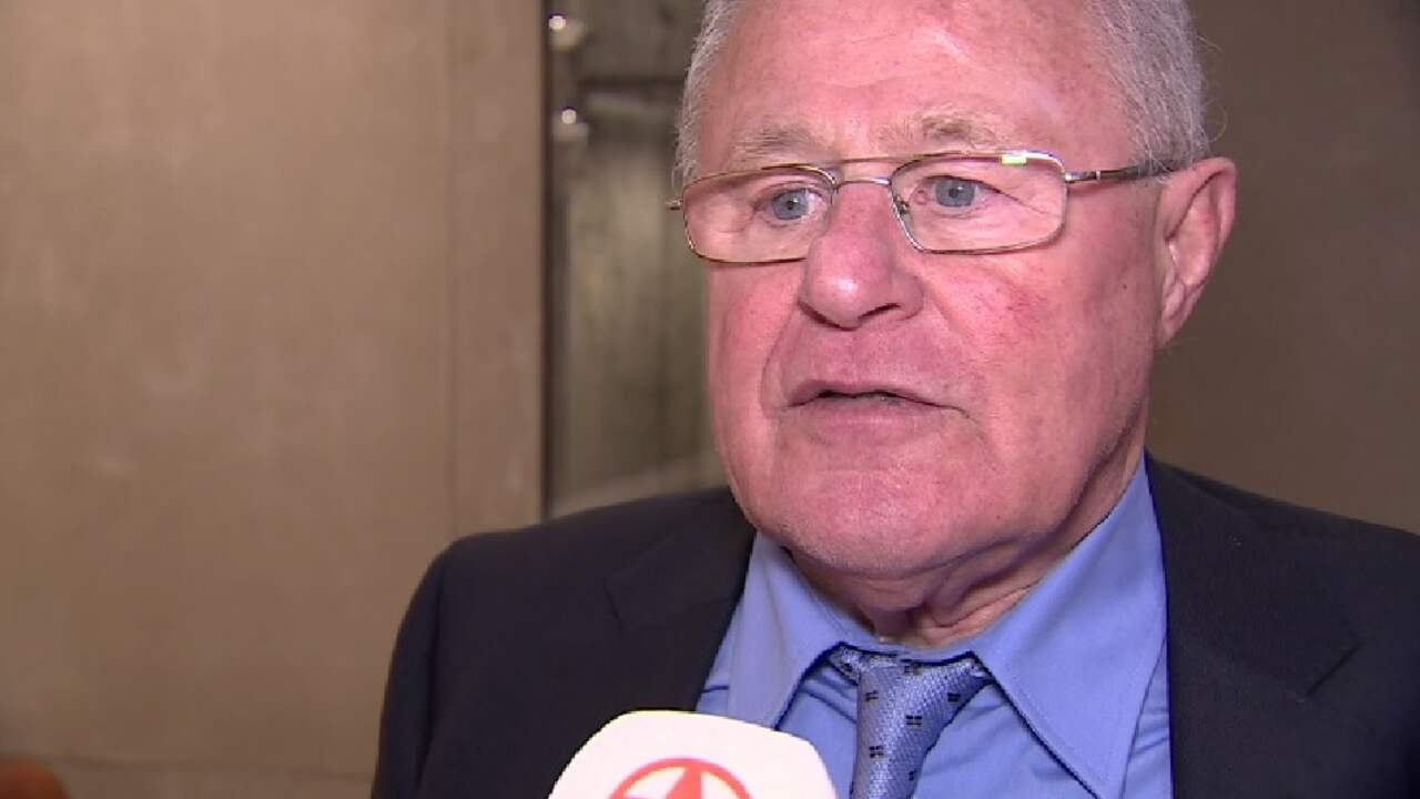 Rinus Israël wilde geen pikante privésituaties in biografie | NU.nl