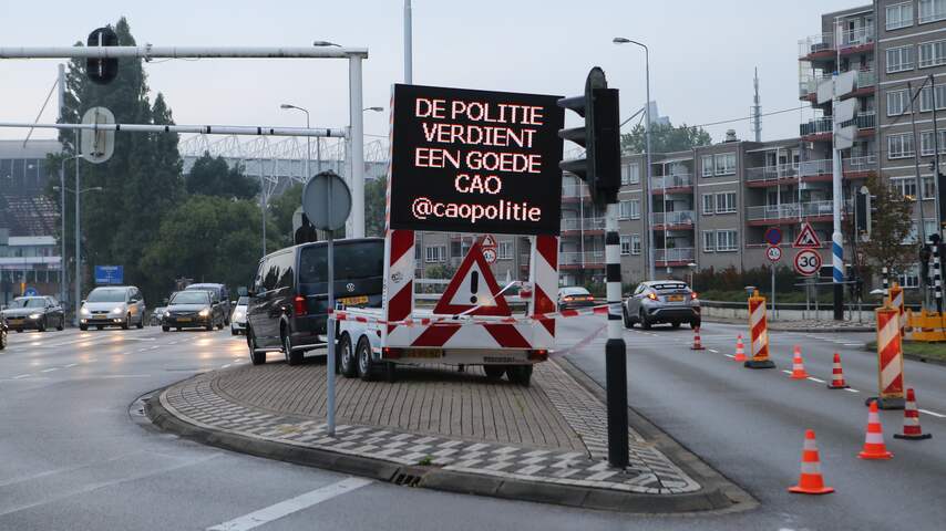 Politiebonden bereiken akkoord over nieuwe cao, acties van de baan ... Politiebonden bereiken akkoord over nieuwe cao, acties van de baan ...