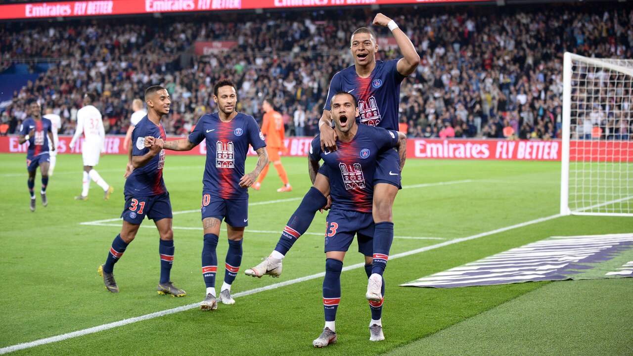 PSG kampioen bij rentree Neymar, Biseswar pakt titel met PAOK | Sport | NU.nl
