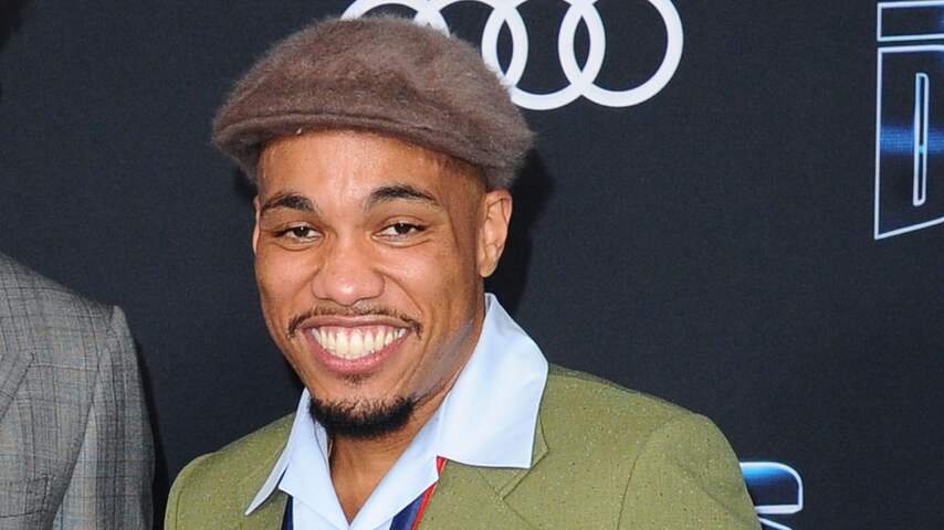 Rapper Anderson .Paak zet tatoeage om releases na overlijden te ...