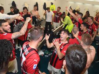 AC Milan komt voor 1,2 miljard euro in handen van nieuwe Amerikaanse ...