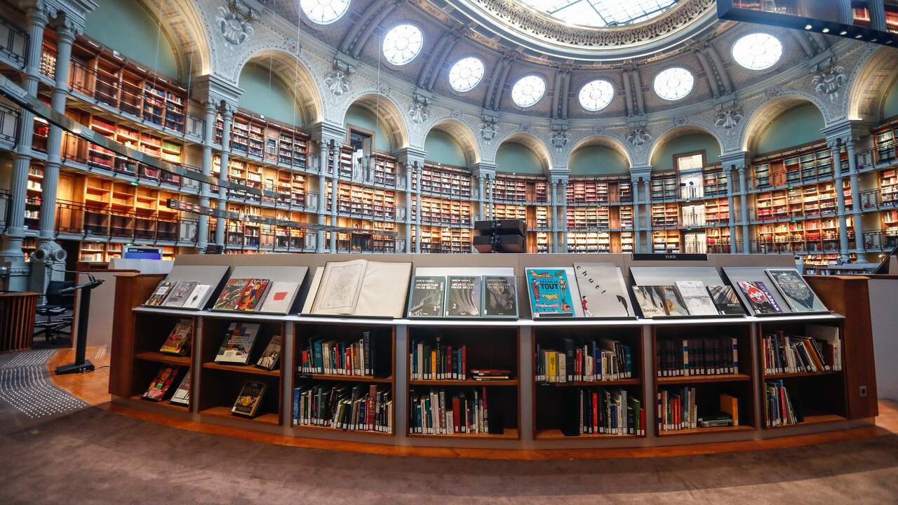 Boekenbranche overhandigt petitie tegen btw-verhoging aan Tweede Kamer ...