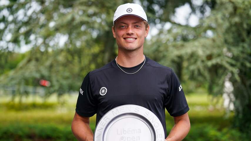 Van Rijthoven krijgt wildcard voor Wimbledon en debuteert op Grand Slam ...