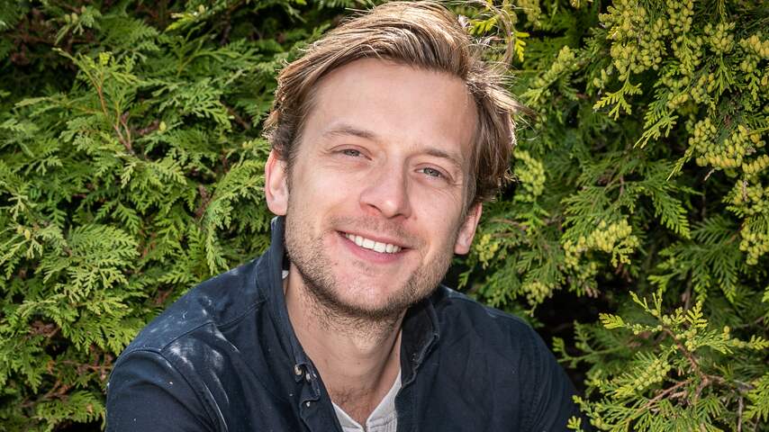 Tobias Nierop speelt Johan Cruijff in 14 de musical | Boek & Cultuur ...