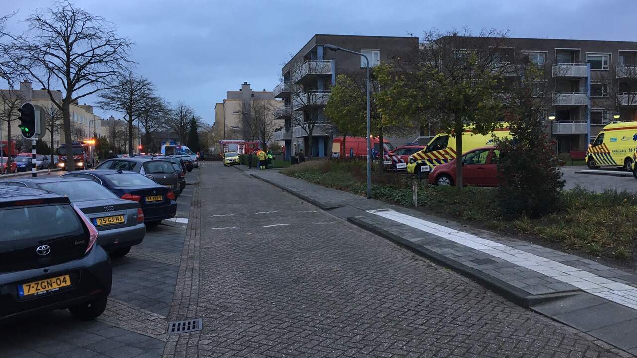 Dode bij grote brand in aanleunwoning Hilversum | Binnenland | NU.nl Dode bij grote brand in aanleunwoning Hilversum | Binnenland | NU.nl
