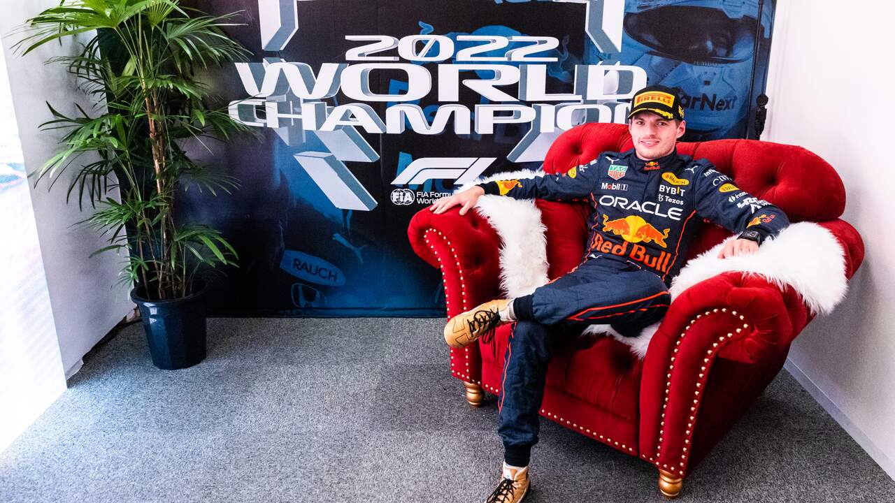 Van irritatie naar vreugde: bekijk de verwarring rond titel van Verstappen | Formule 1 | NU.nl