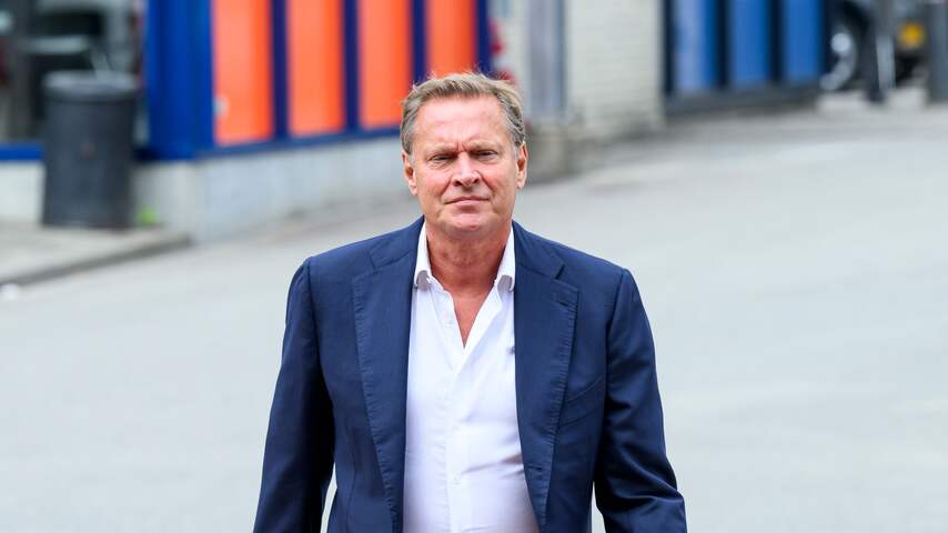 Deze BN'ers namen maandag afscheid van Jacques d'Ancona | Media | NU.nl