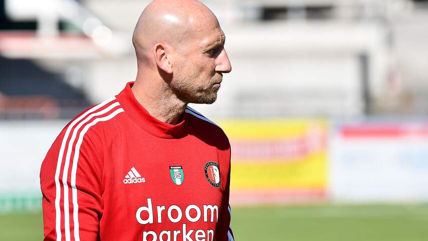 Eerste oefennederlaag Feyenoord onder Stam, PSV eenvoudig langs Aris ...