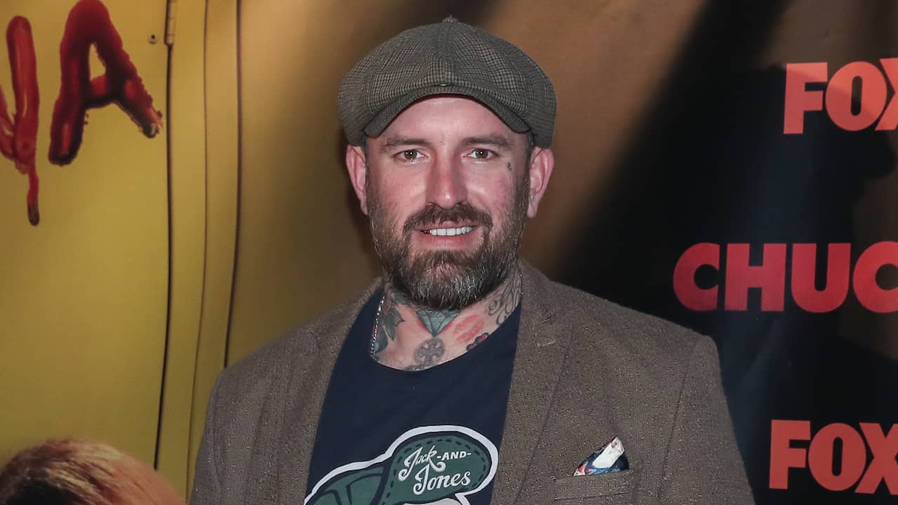Ben Saunders opgenomen in ziekenhuis wegens groot abces op dikke darm ...
