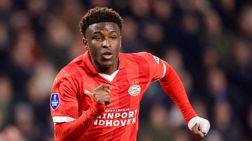 Begeerd PSV-talent Babadi tekent na lange soap alsnog nieuw contract ...