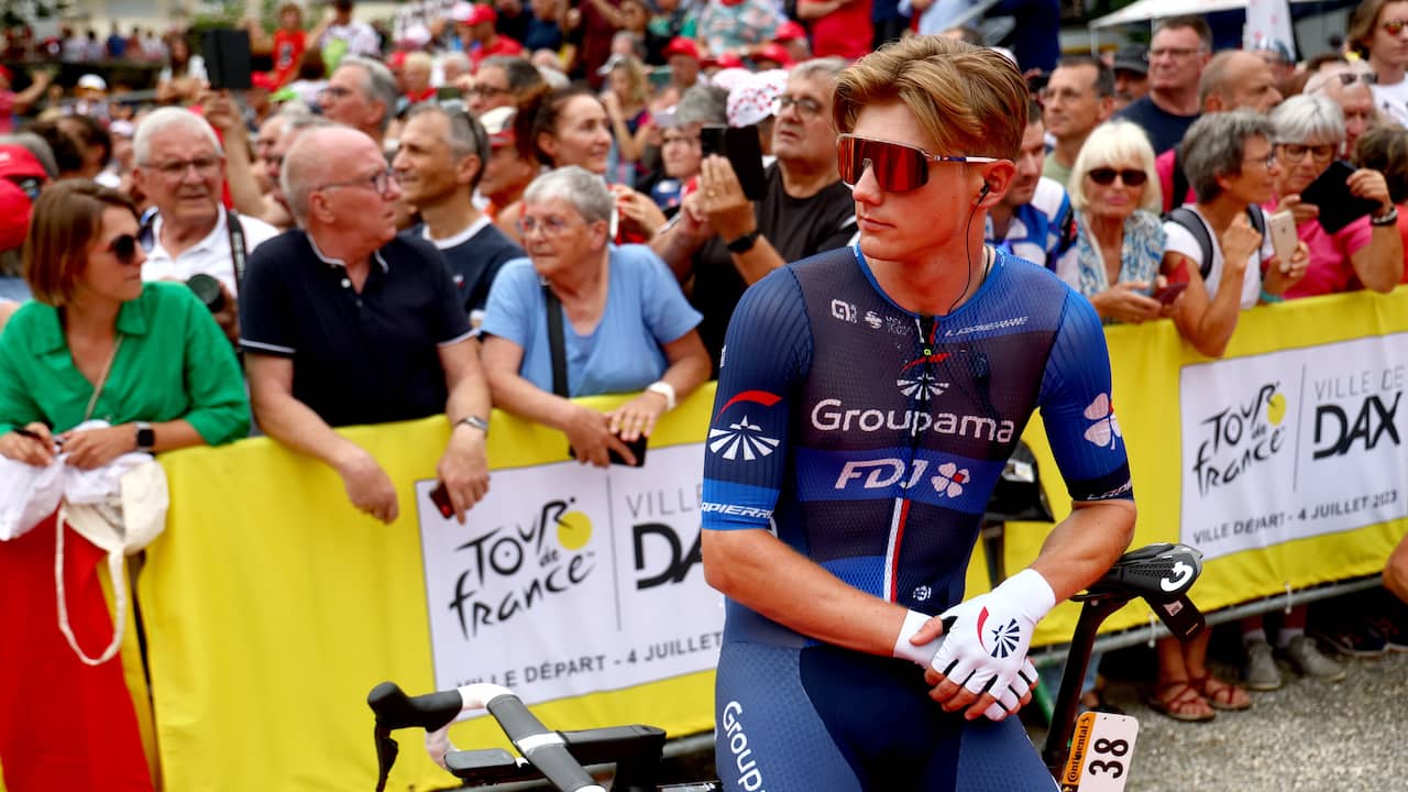Lars van den Berg rijdt Tour in Franse ploeg: 'Zóveel gejuich voor Pinot' | Tour de France | NU.nl