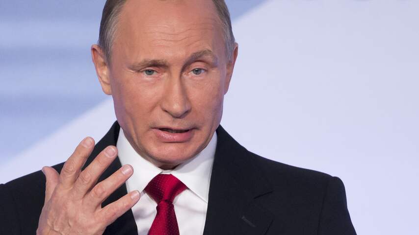 Turkije schiet Russisch gevechtsvliegtuig neer bij grens met Syrië ... Turkije schiet Russisch gevechtsvliegtuig neer bij grens met Syrië ...