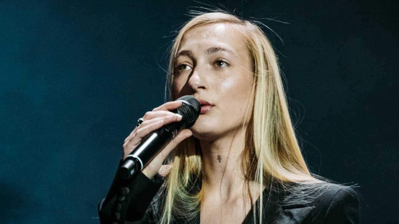 De Diepte van S10 eerste Nederlandse nummer met miljoen streams in 24 ...