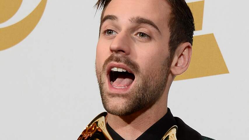 Ryan Lewis eert HIV-positieve moeder | Achterklap | NU.nl