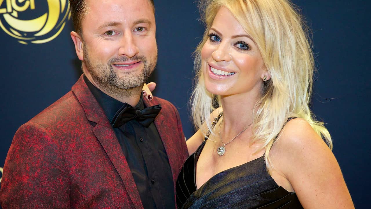 Dennis Weening moet mogelijk geboorte derde kind missen | Achterklap | NU.nl