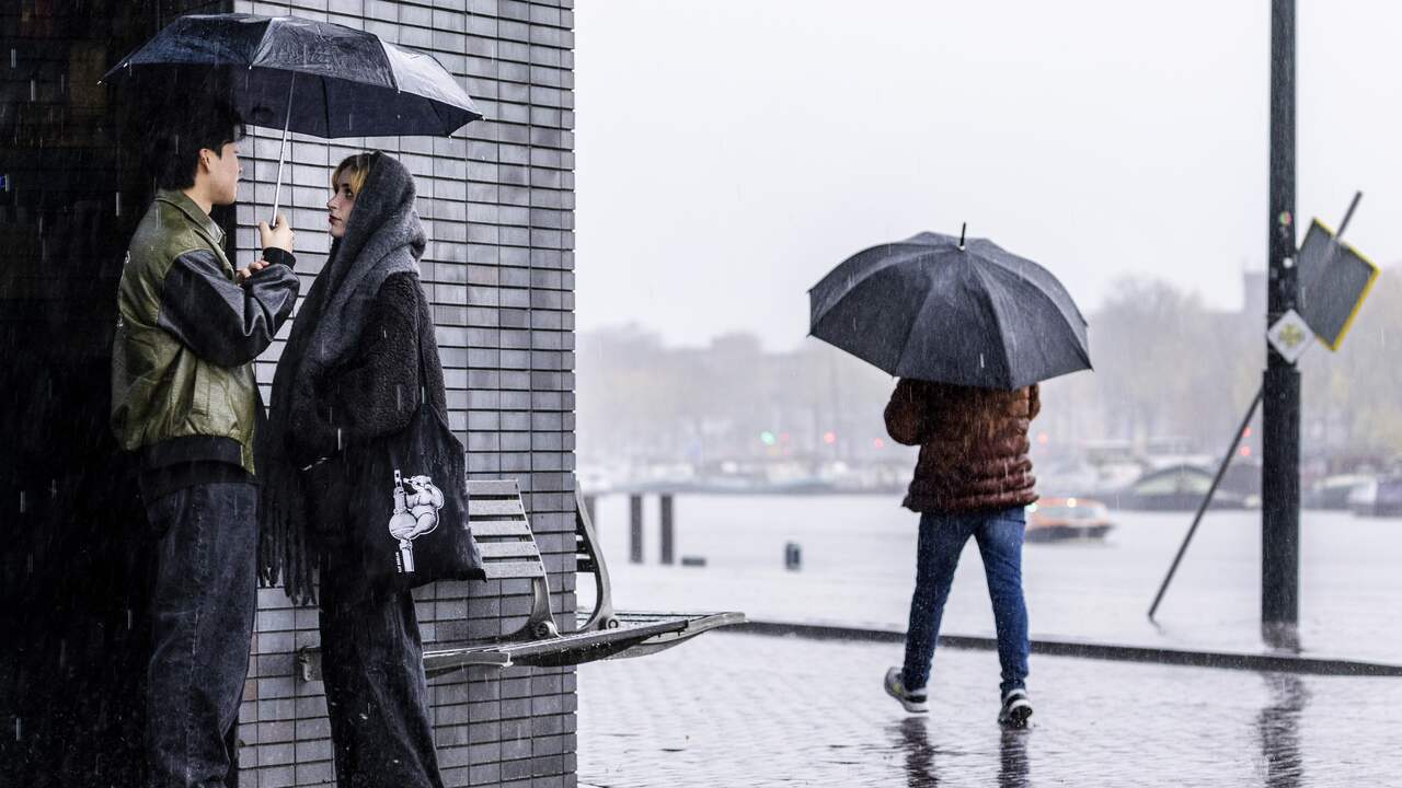 Onstuimig weer is terug, vrieskou (voorlopig) voorbij | Binnenland | NU.nl
