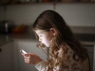 Hoe ga jij om met het telefoonverbod in de klas? Wij zoeken leraren | Oproep | NU.nl