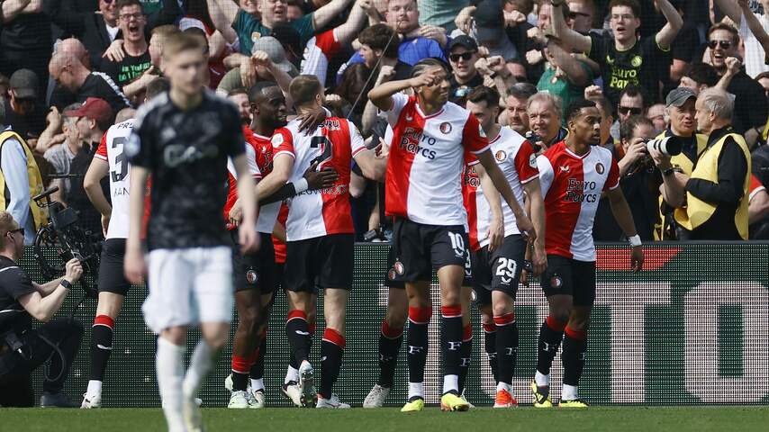 Feyenoord Zet Ajax Voor Schut Met Historische Afstraffing In De Kuip