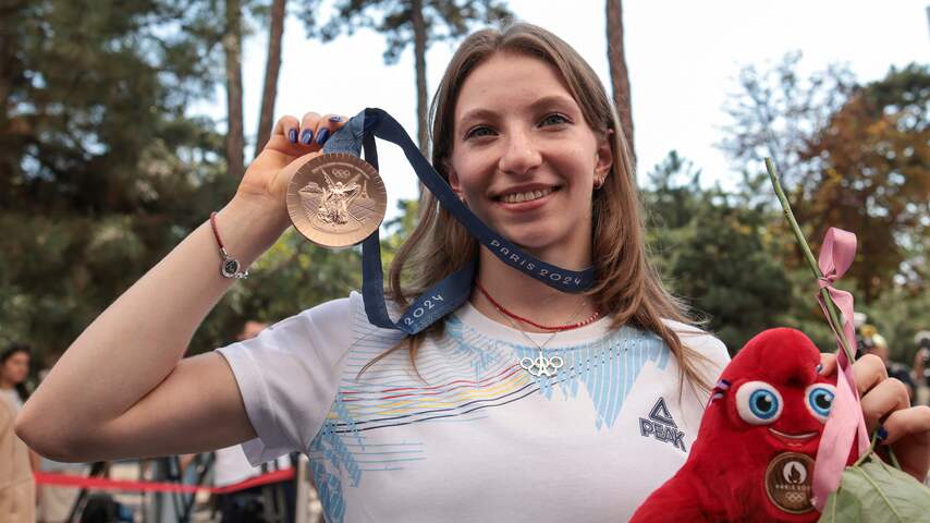 Roemeense turnster Barbosu ontvangt elf dagen later alsnog olympisch ...