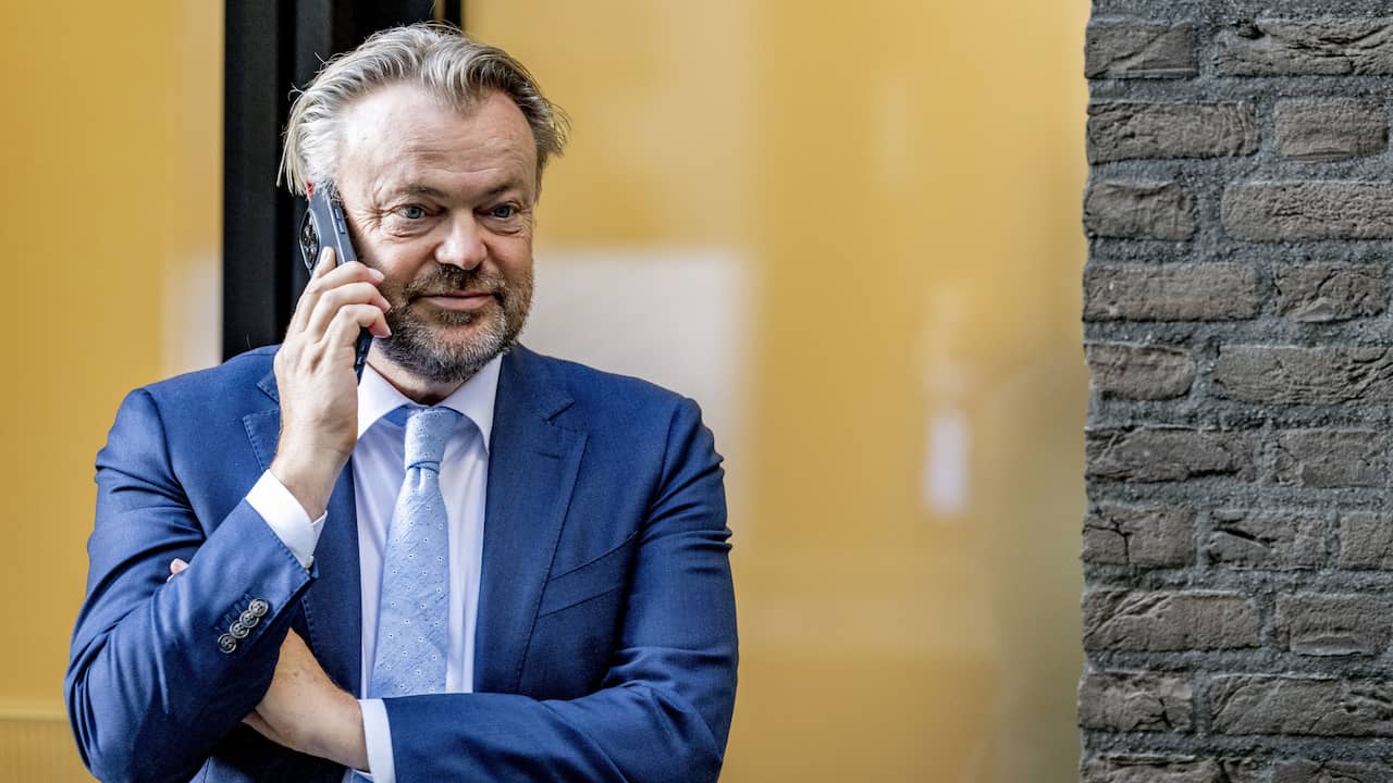 Terugkeer Bert Huisjes bij WNL toch nog niet zeker | Media | NU.nl Terugkeer Bert Huisjes bij WNL toch nog niet zeker | Media | NU.nl