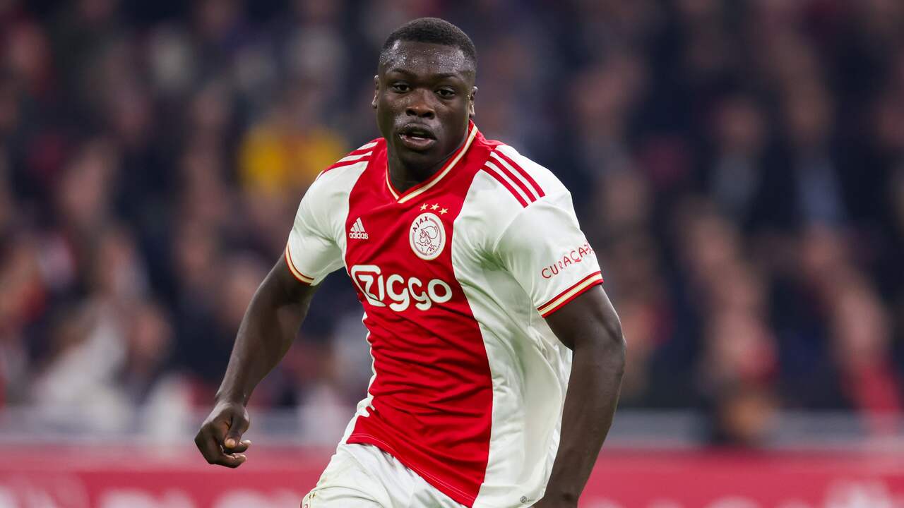 Brobbey keert terug in basis Ajax, Kudus en Blind op de bank tegen Emmen | Voetbal | NU.nl