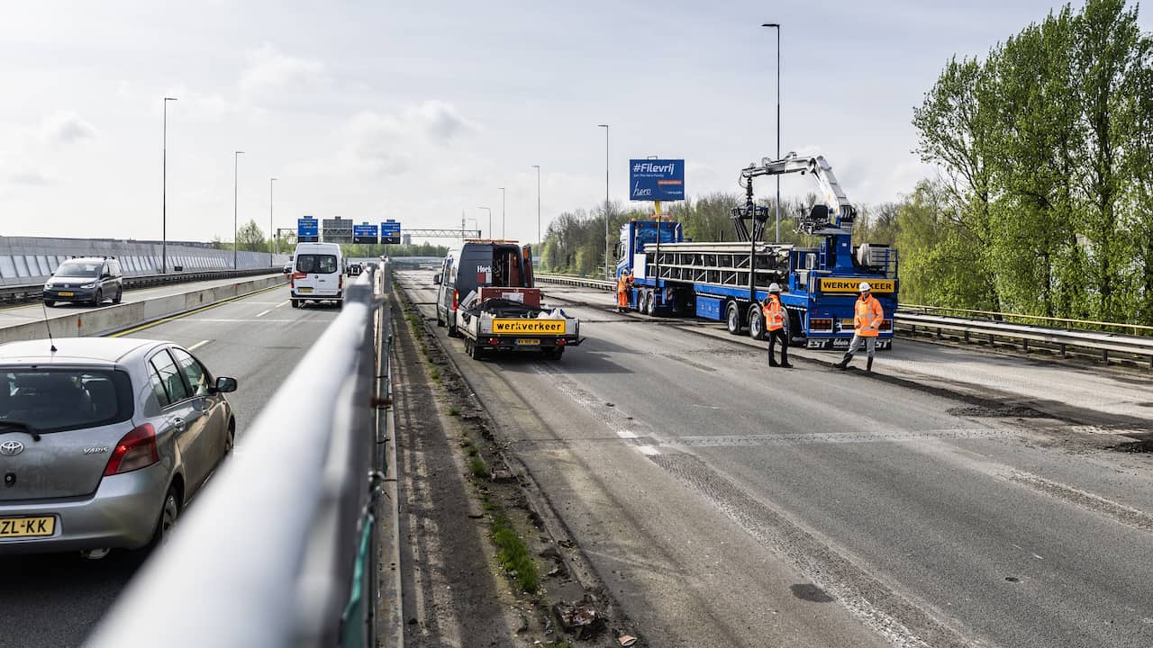 A7 bij Purmerend vanaf maandag tijdelijk dicht voor vrachtverkeer en bussen | Binnenland | NU.nl