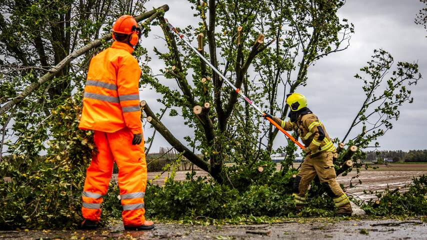 Code oranje in Noord-Holland en Waddengebied vanwege naderende storm Isha | Binnenland | NU.nl