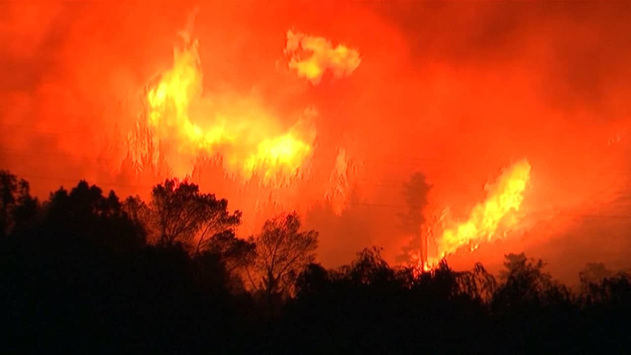 Grote bosbrand bedreigt Christchurch in Nieuw-Zeeland | NU - Het ...