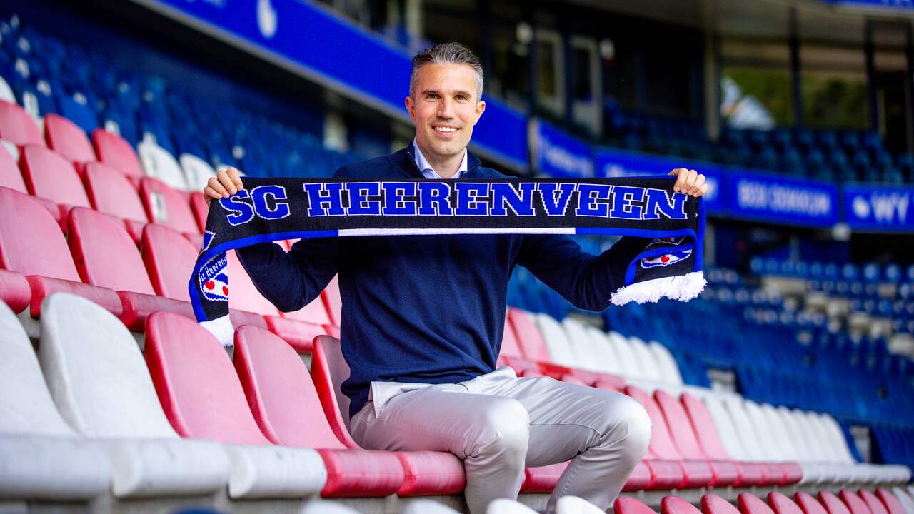 Heerenveen-coach Van Persie debuteert tegen Ajax in openingsronde Eredivisie | Voetbal | NU.nl