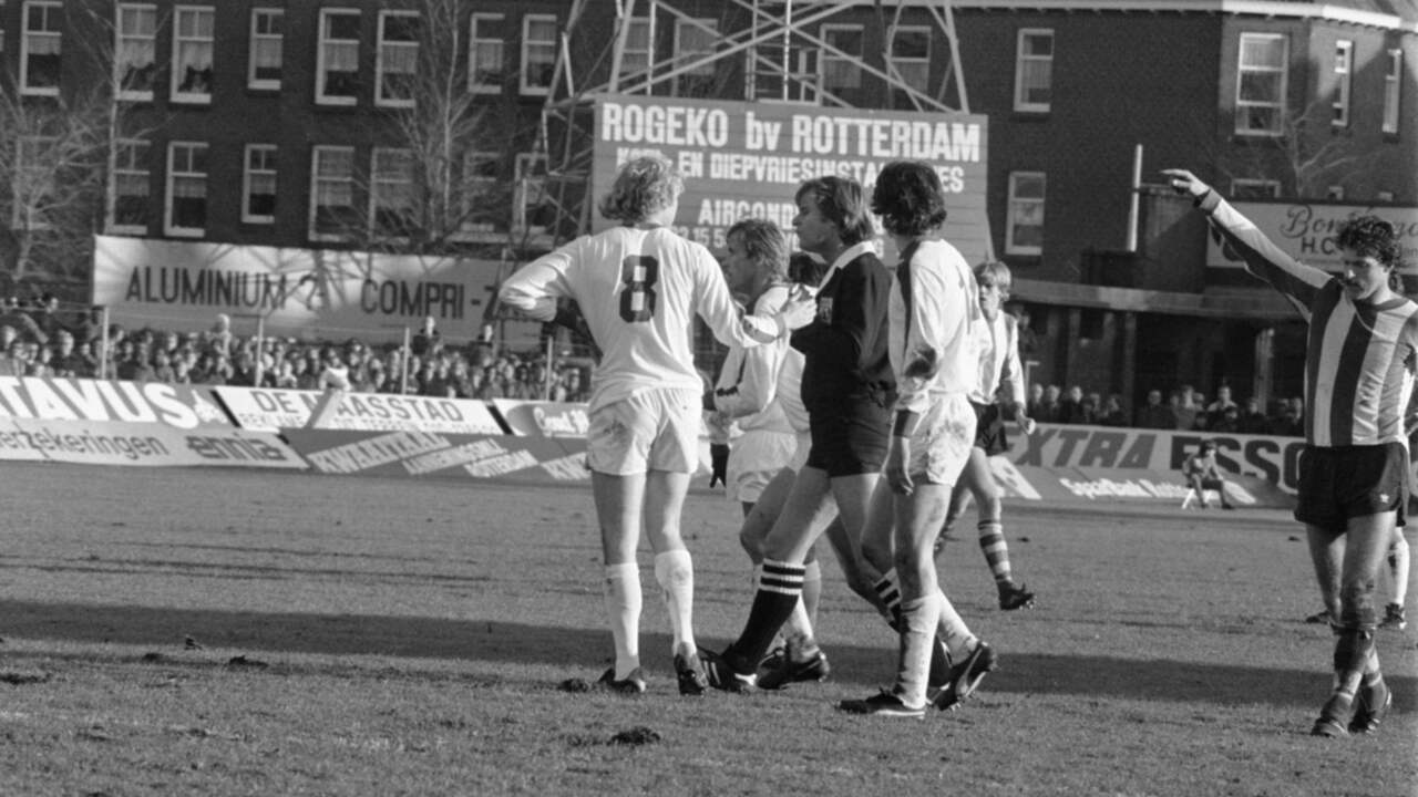 Markante oud-scheidsrechter Frans Derks (89) overleden | Sport | NU.nl