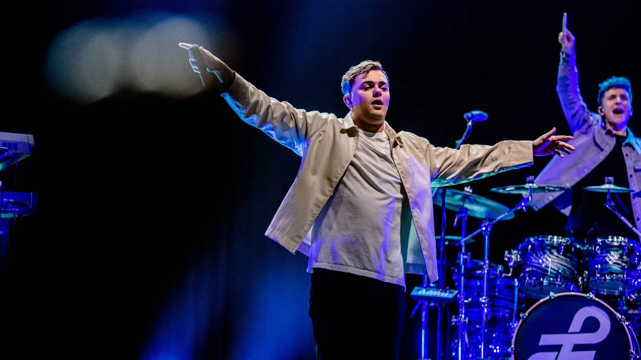 FLEMMING heeft duidelijk doel voor 2023: vier nieuwe singles en veel ...